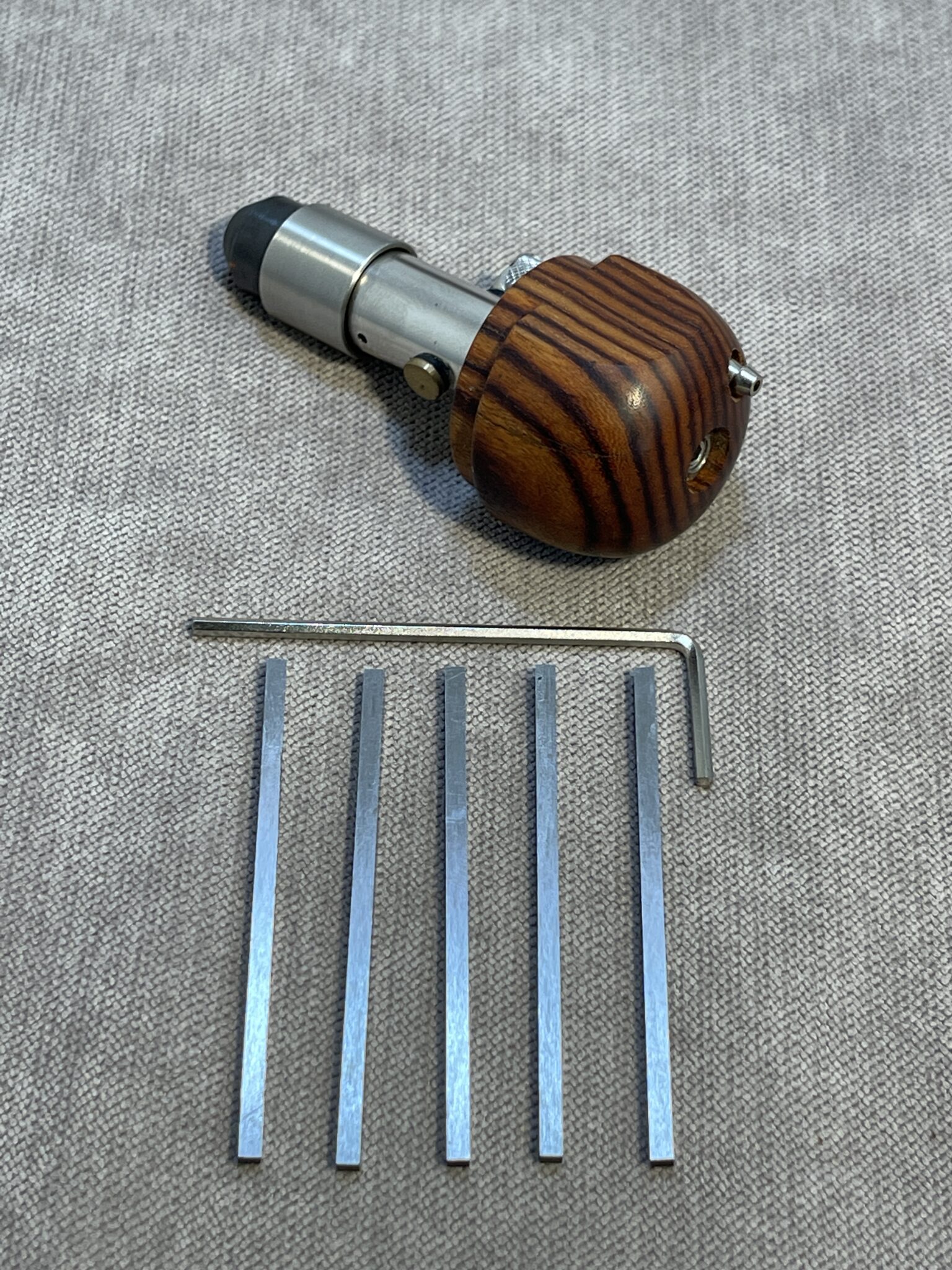 Pneumatic Air Engraving Machine Palm Control - Andu Air Engraver Craft ...